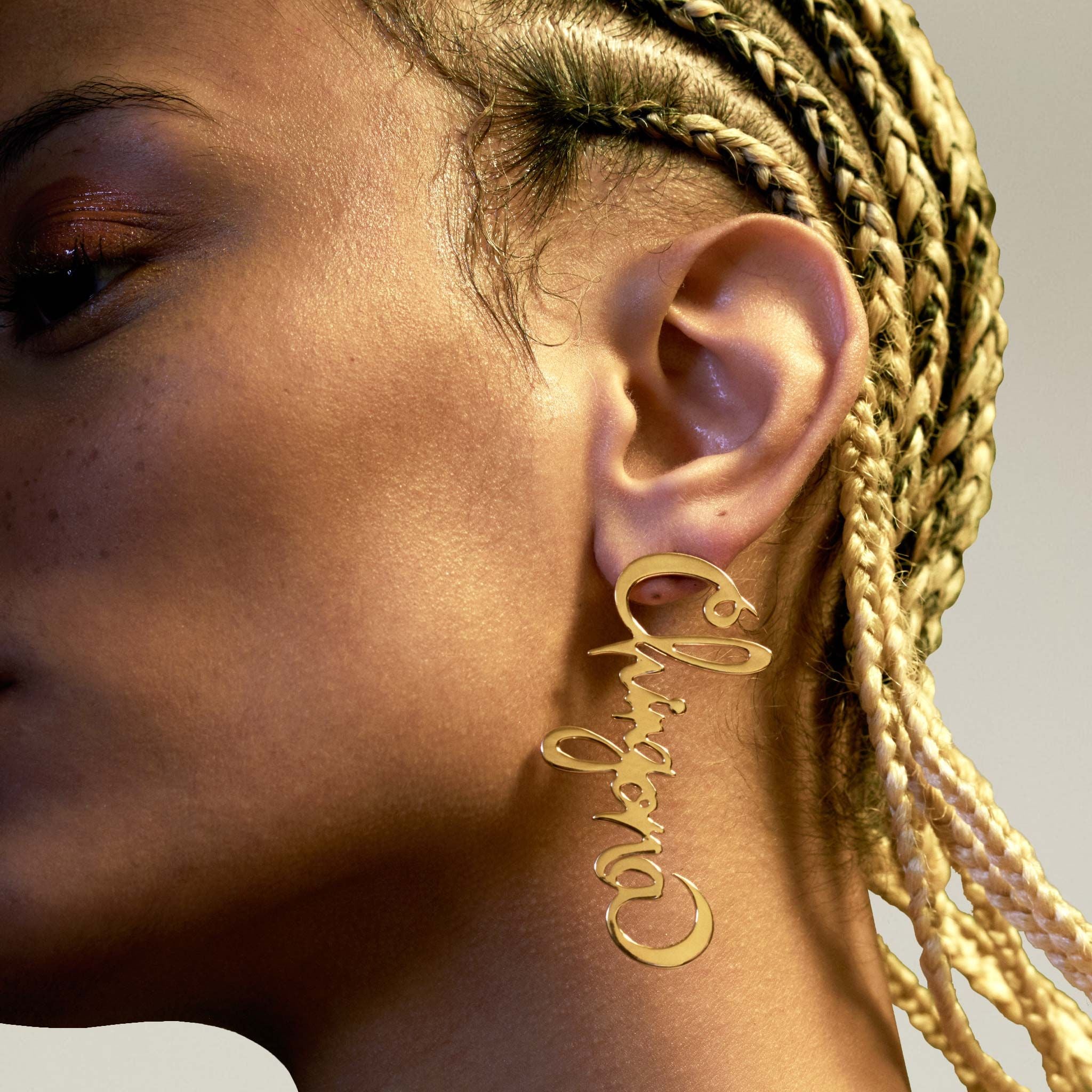 Chingona earrings store